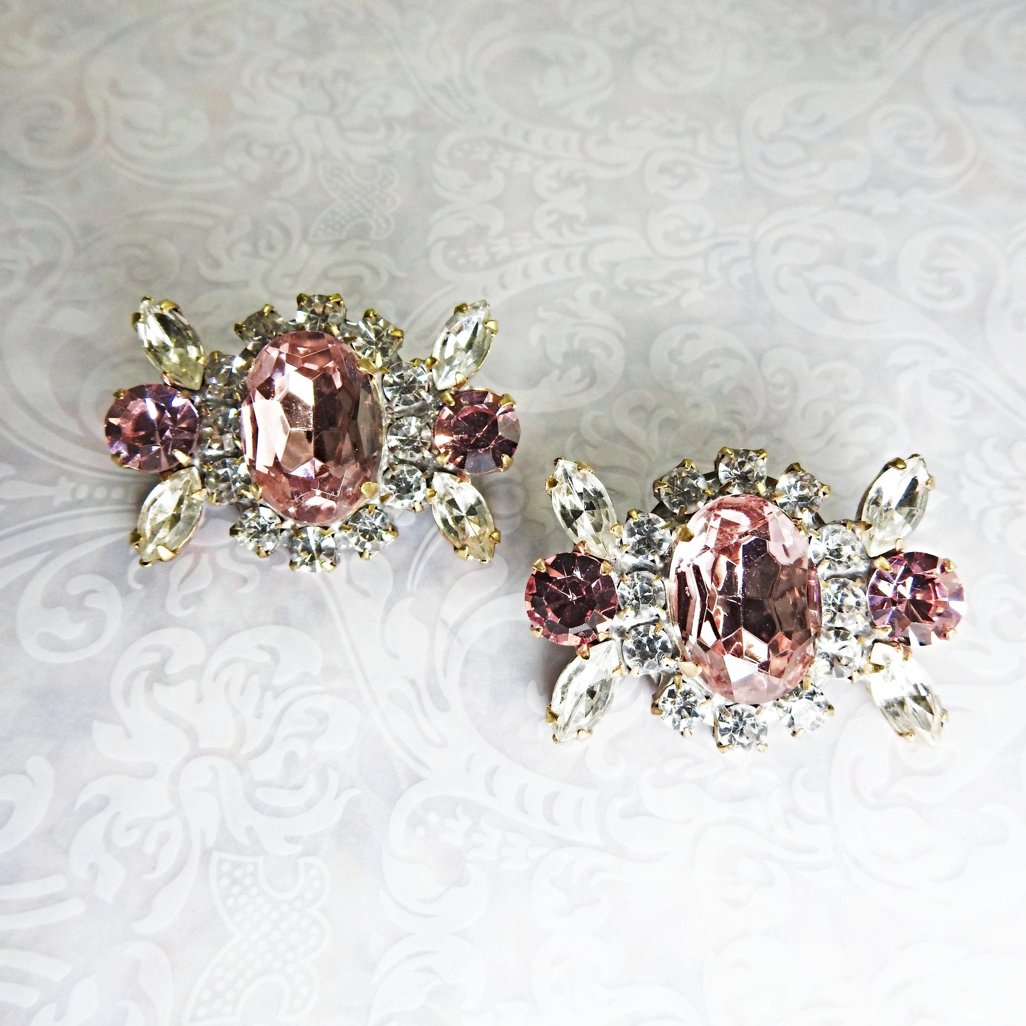 Large fancy pink glass buttons – zazaofcanada