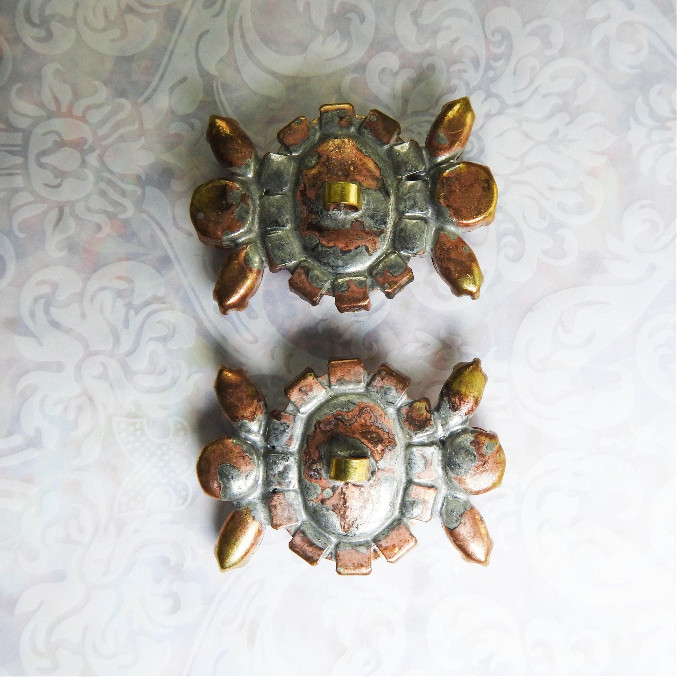 Large fancy pink glass buttons – zazaofcanada