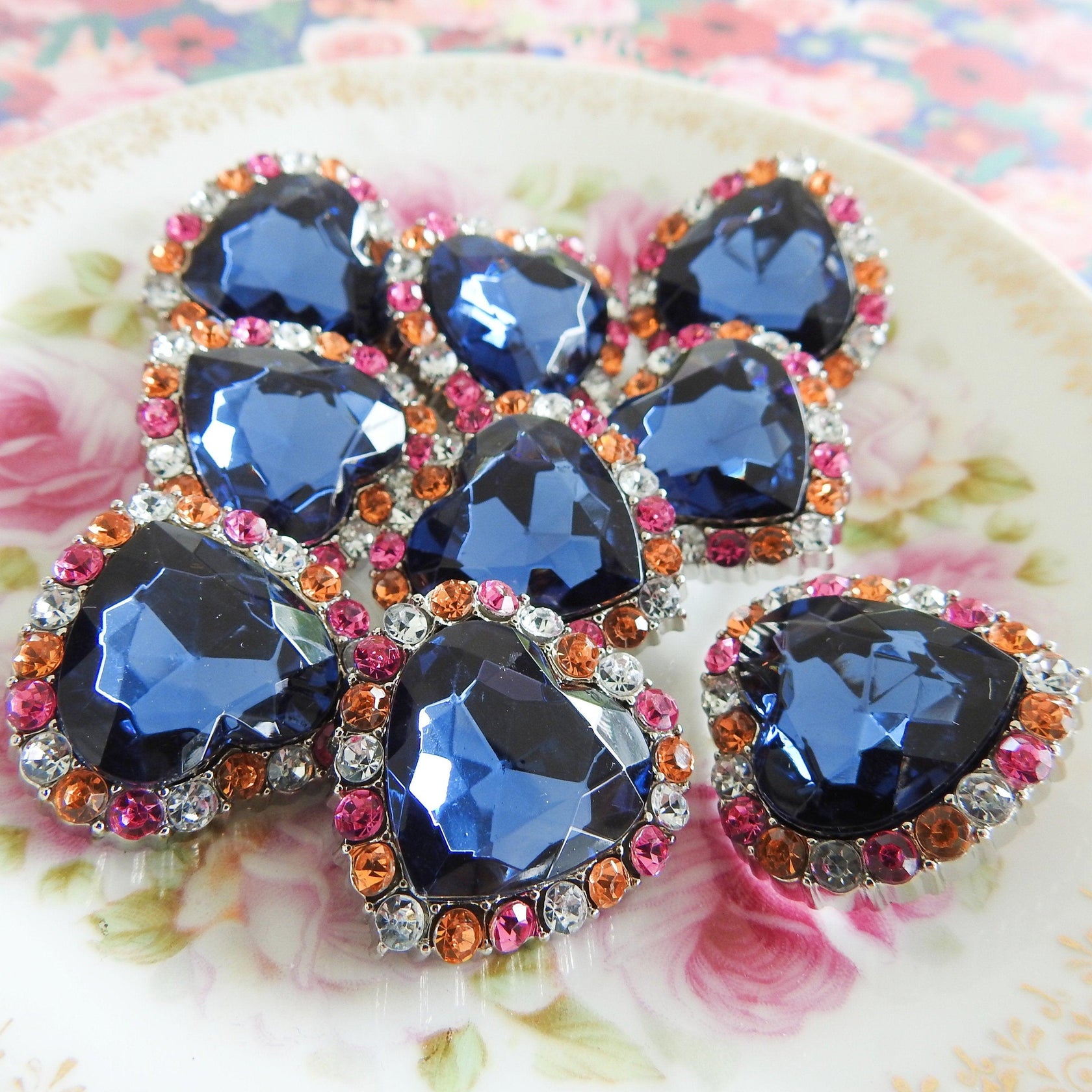Large heart buttons - Rhinestone buttons – zazaofcanada