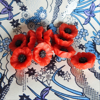 Flower shaped buttons - Poppy fancy buttons – zazaofcanada