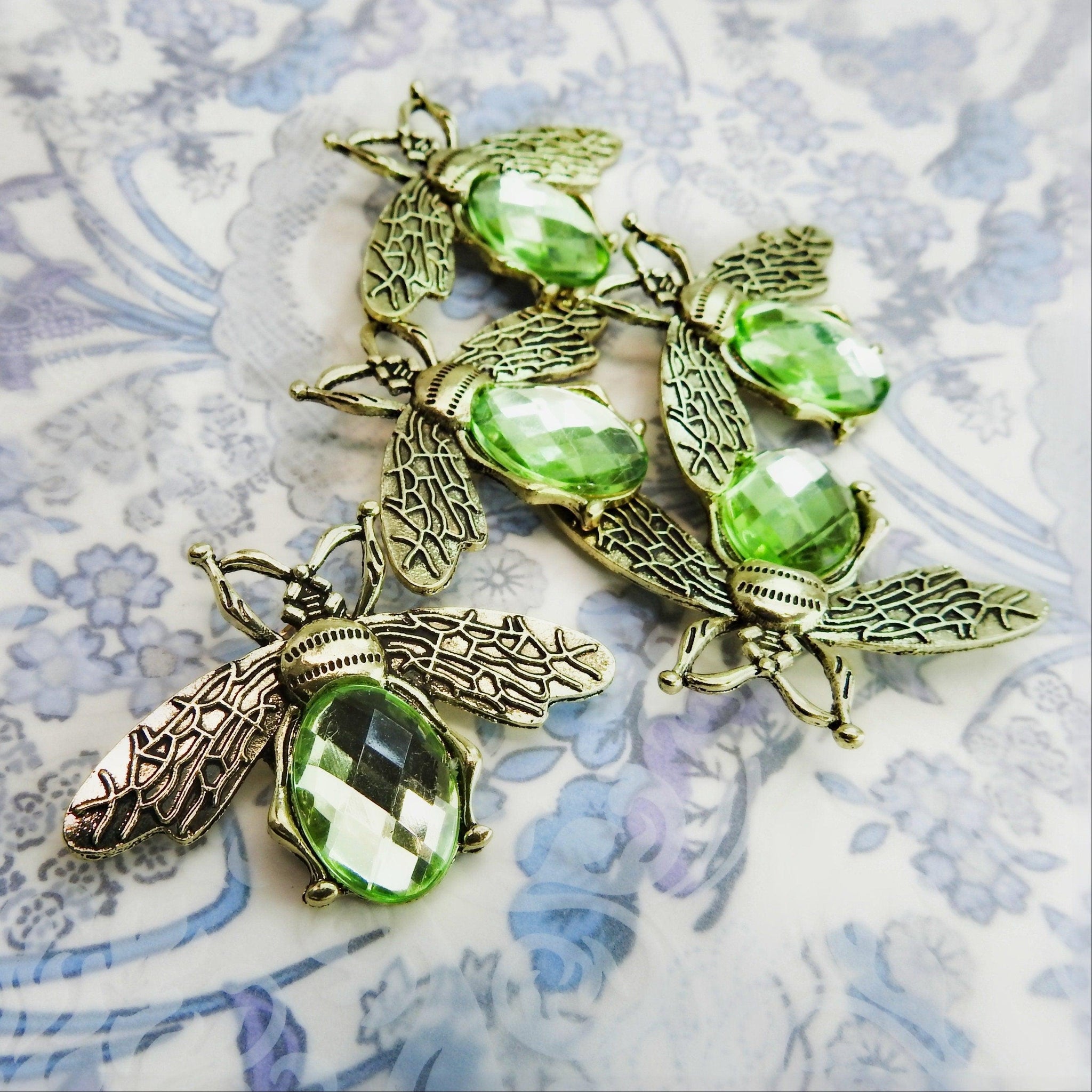 Rhinestone bee buttons – zazaofcanada